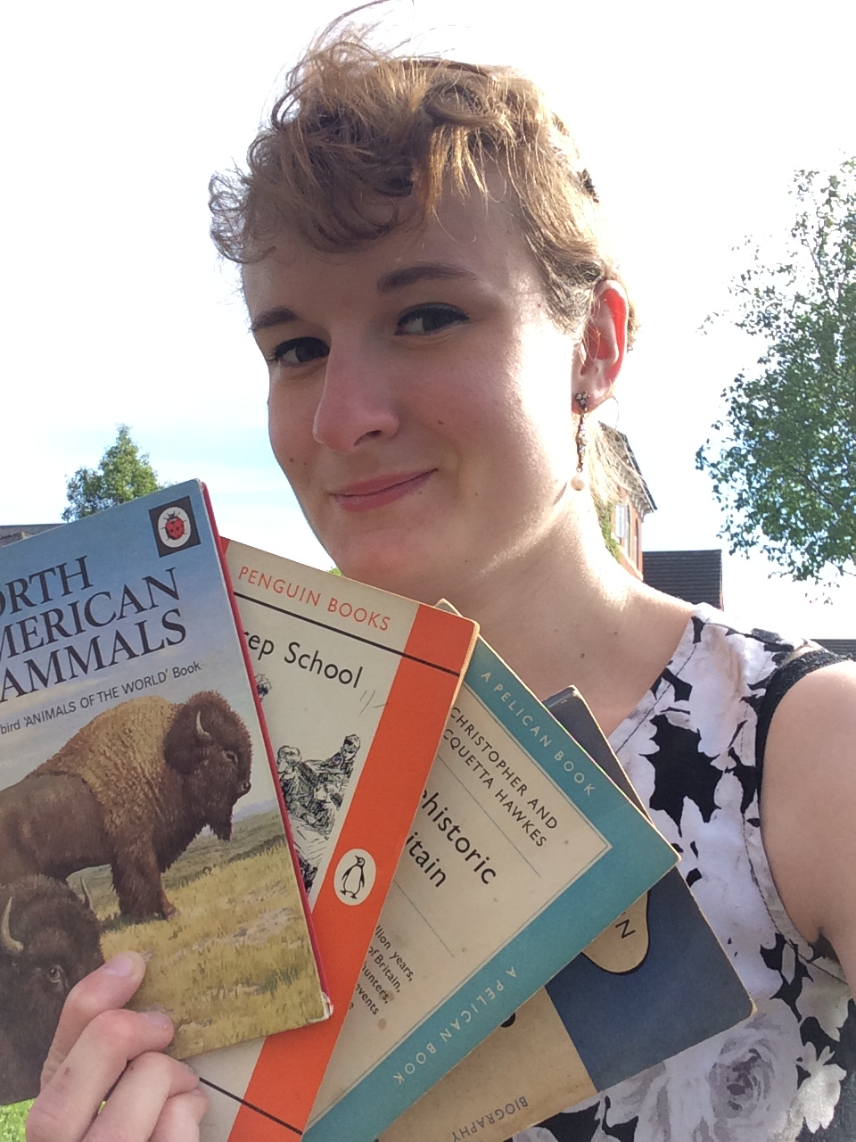 Girl Gotta Read | My Housemate's a Mermaid